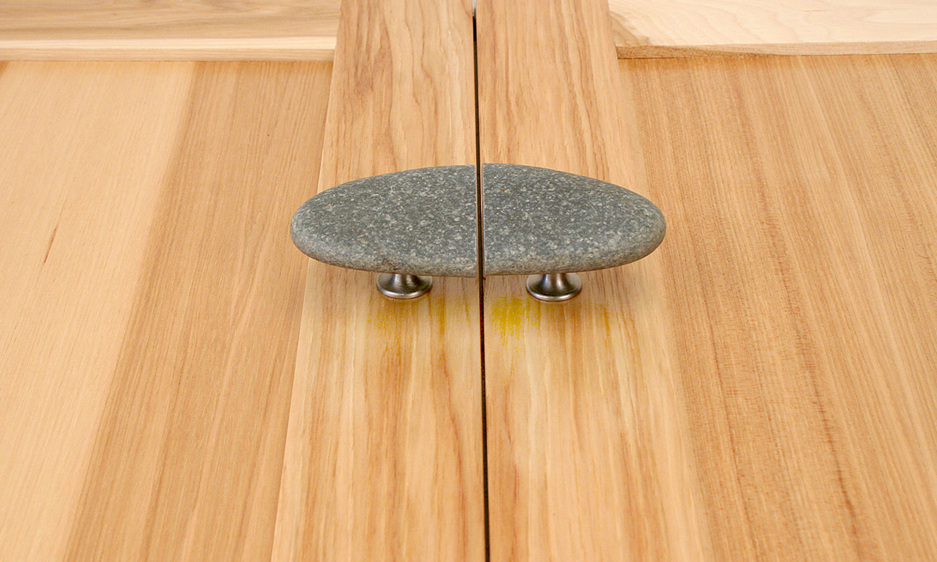 Handcrafted glacial stone cabinet knobs, pulls, doorknobs and lamps ...